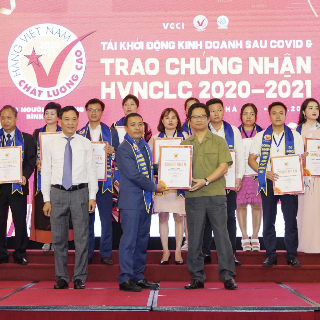 CALOFIC được vinh danh tại lễ trao giải Hàng Việt Nam Chất Lượng Cao ...